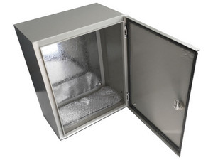 Gabinete metálico SBE TECH SBE-403020 para exteriores, grado IP65 NEMA 4. | pcel.com