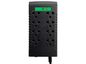 Regulador APC Line-R 600VA / 300W, con 8 contactos NEMA 5-15P.