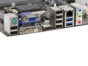 T. Madre ECS Essentials B85H3-M3, ChipSet Intel B85 Exp., Soporta ...