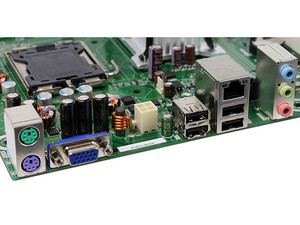 T. Madre Intel DG31GL, ChipSet Intel G31 Express, Soporta: Cel.400 ...