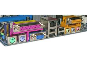 T. Madre ASRock K7VM3, ChipSet VIA KM266Pro, Soporta: Duron/Sempron ...