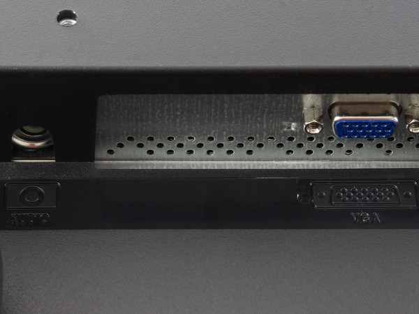 Monitor LCD Emachines Widescreen 18.5" Modelo E181H, 5ms, Formato 16:9 ...