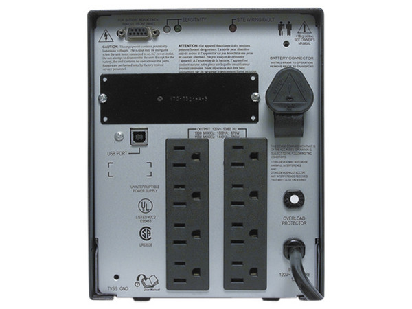 UPS APC Smart-UPS SUA1000 de 1000 VA (670 W) con 8 contactos.