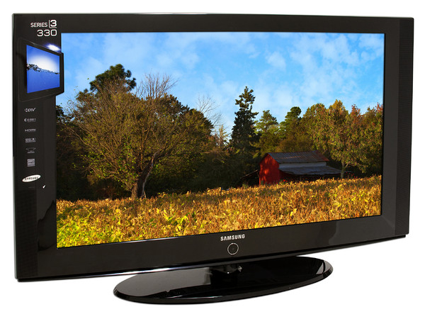 Televisión LCD Marca Samsung 330 Serie 3 Widescreen 40" HDTV.