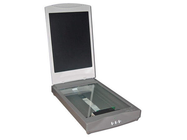 Scanner Benq 5000, 1200 x 2400 ppp, 48 bits, USB.