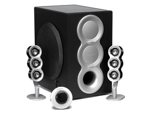 Bocinas Creative I-Trigue 3400 2.1, RMS total de 40 Watts.